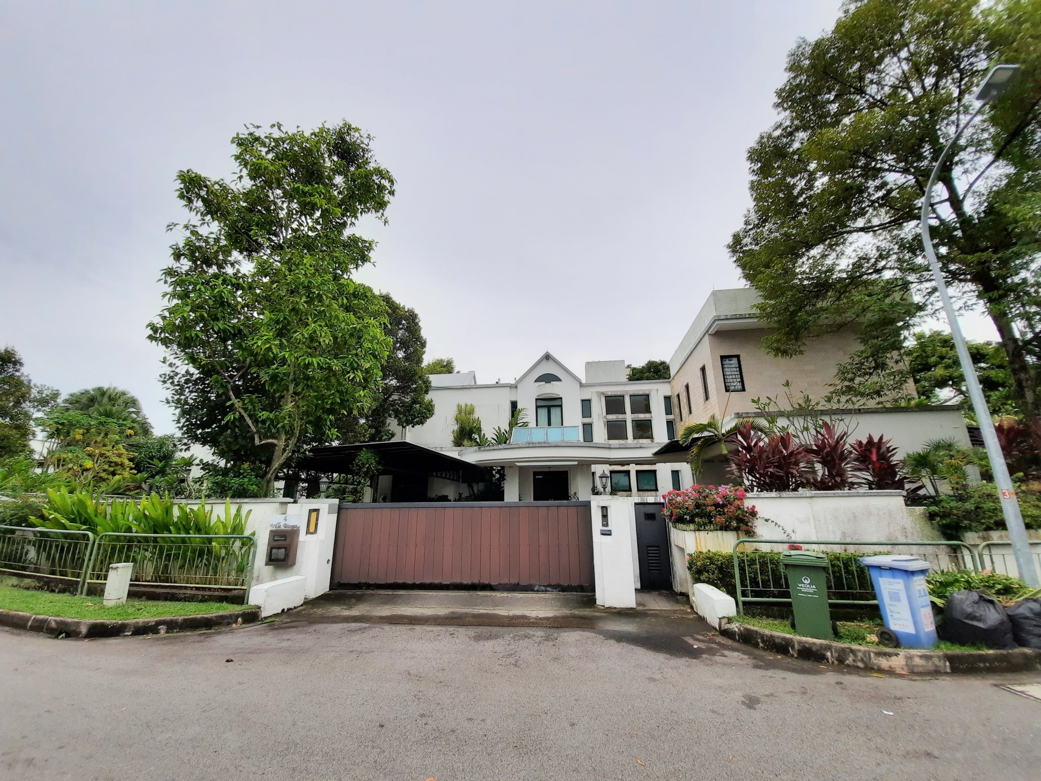 Queen Astrid Park Good Class Bungalow GCB, District 10 Singapore ...