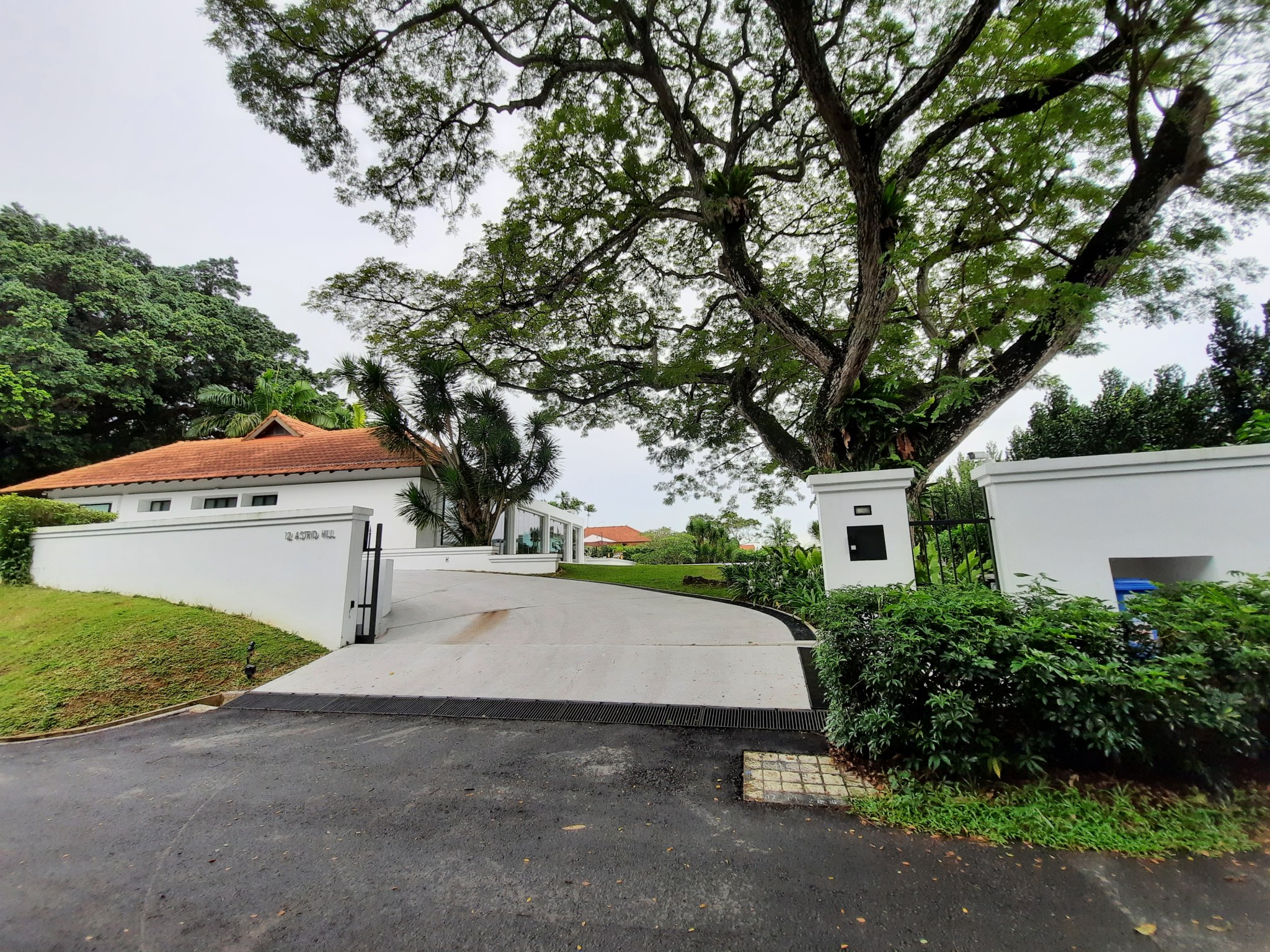 Queen Astrid Park Good Class Bungalow GCB, District 10 Singapore ...